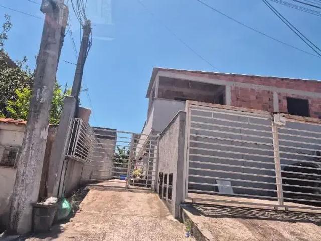 Casa / Sobrado para Venda em São Gonçalo/RJ Coelho 1 Quartos