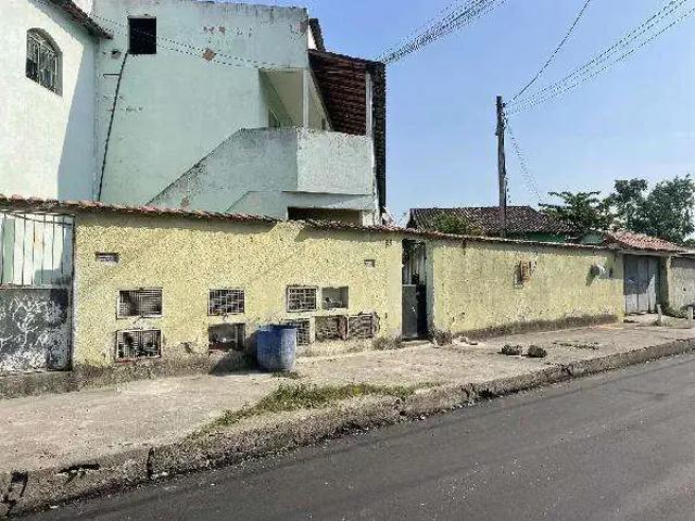 Casa / Sobrado para Venda em São Gonçalo/RJ Coelho 2 Quartos