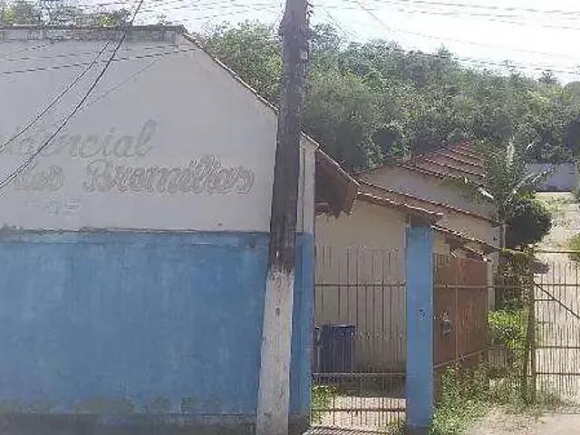 Casa / Sobrado para Venda em São Gonçalo/RJ Coelho 2 Quartos