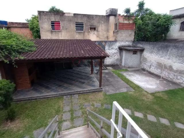 Casa / Sobrado para Venda em São Gonçalo/RJ Coelho 3 Quartos