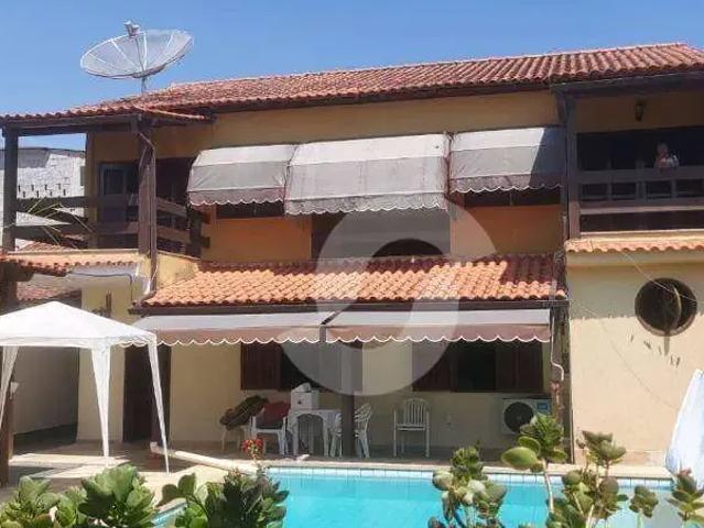 Casa / Sobrado para Venda em São Gonçalo/RJ Colubande 4 Quartos