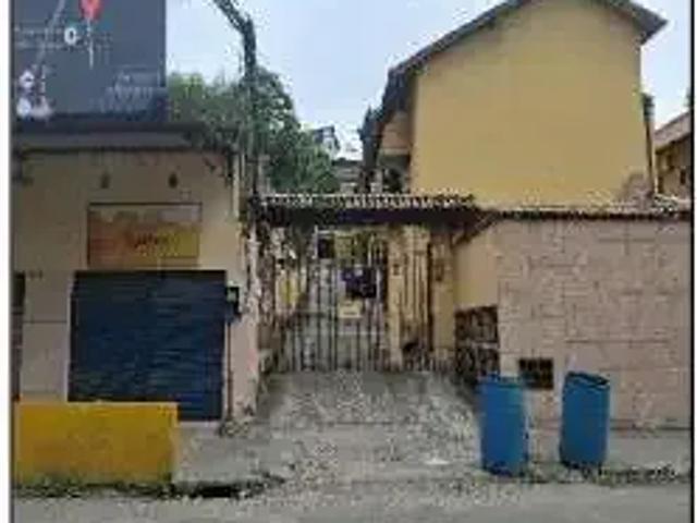 Casa / Sobrado para Venda em São Gonçalo/RJ Colubande