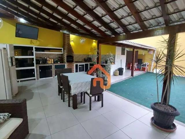 Casa / Sobrado para Venda em São Gonçalo/RJ Colubande 5 Quartos