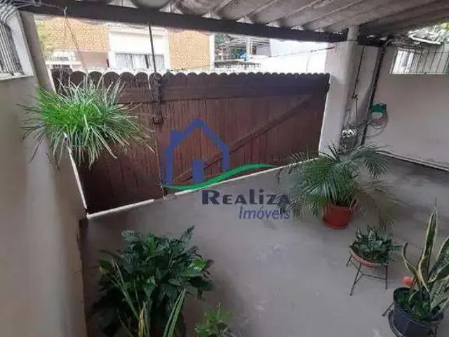 Casa / Sobrado para Venda em São Gonçalo/RJ Colubande 6 Quartos