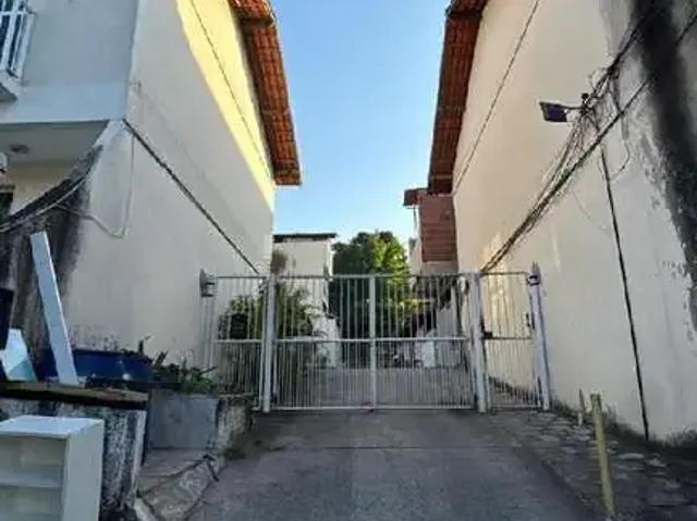 Casa / Sobrado para Venda em São Gonçalo/RJ Colubande 2 Quartos