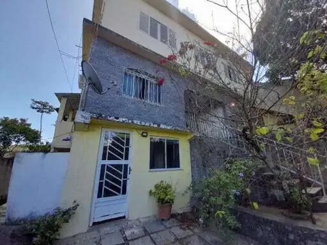 Casa / Sobrado para Venda em São Gonçalo/RJ Colubande 2 Quartos