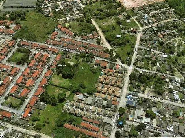 Casa / Sobrado para Venda em São Gonçalo/RJ Colubande 2 Quartos