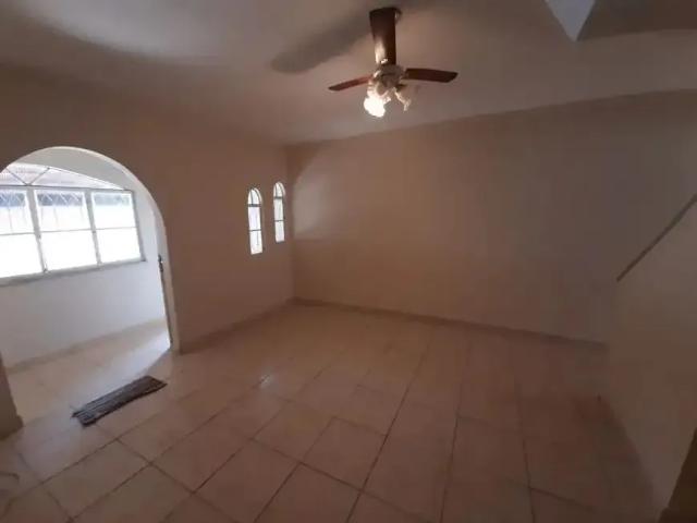 Casa / Sobrado para Venda em São Gonçalo/RJ Colubande 2 Quartos