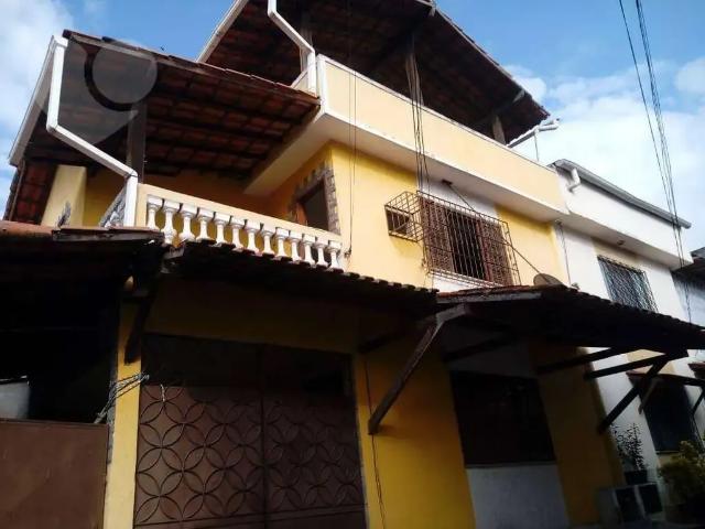 Casa / Sobrado para Venda em São Gonçalo/RJ Colubande 3 Quartos