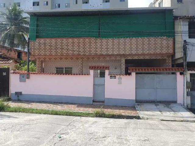 Casa / Sobrado para Venda em São Gonçalo/RJ Colubande 3 Quartos