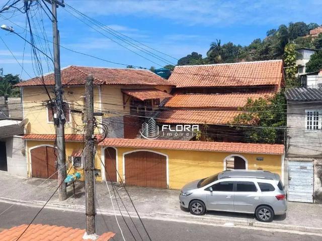 Casa / Sobrado para Venda em São Gonçalo/RJ Colubande 3 Quartos