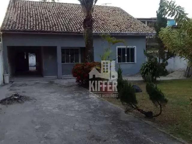 Casa / Sobrado para Venda em São Gonçalo/RJ Colubande 3 Quartos