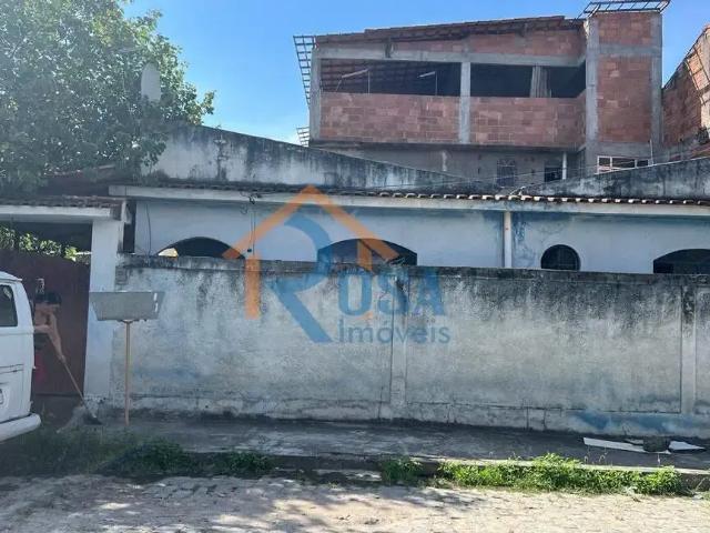 Casa / Sobrado para Venda em São Gonçalo/RJ Colubande 3 Quartos