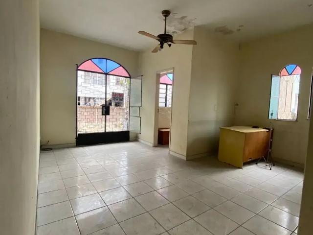 Casa / Sobrado para Venda em São Gonçalo/RJ Estrela do Norte 3 Quartos