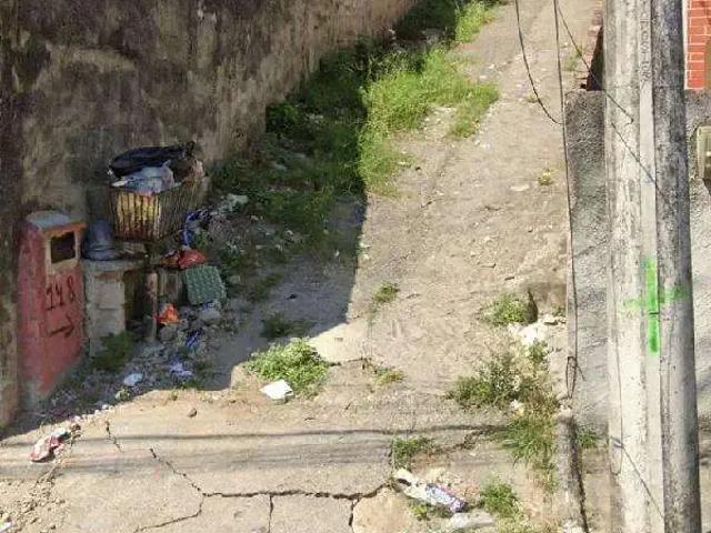 Casa / Sobrado para Venda em São Gonçalo/RJ Estrela do Norte 2 Quartos