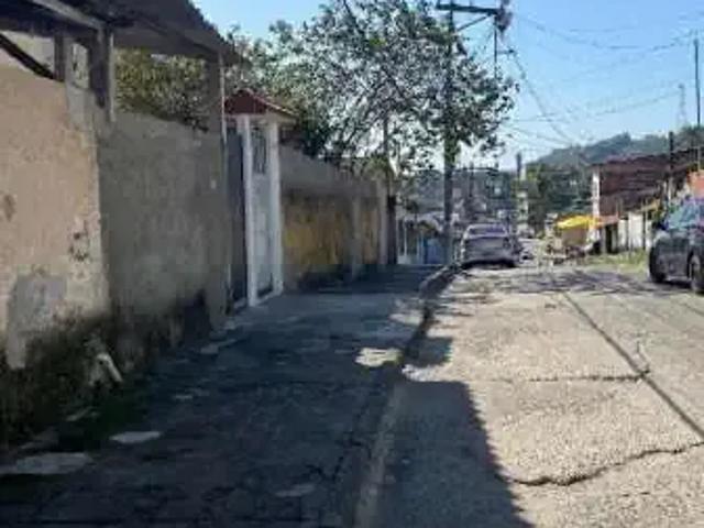 Casa / Sobrado para Venda em São Gonçalo/RJ Galo Branco 1 Quartos