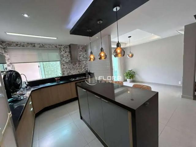 Casa / Sobrado para Venda em São Gonçalo/RJ Gradim 3 Quartos