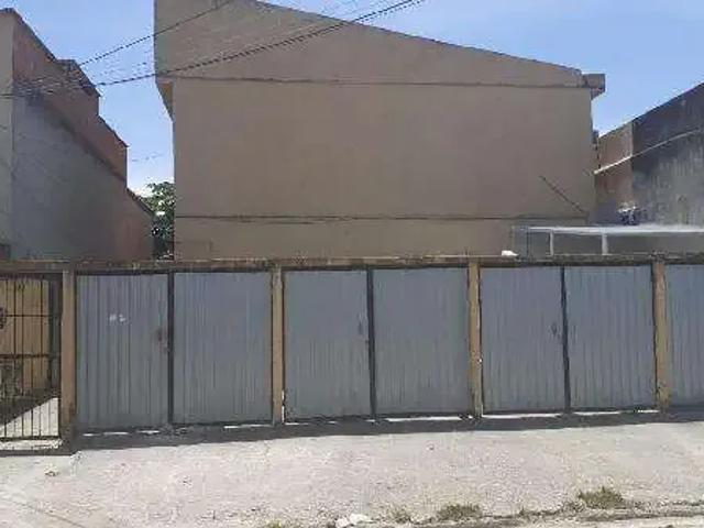 Casa / Sobrado para Venda em São Gonçalo/RJ Itaúna 2 Quartos