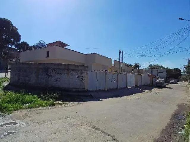 Casa / Sobrado para Venda em São Gonçalo/RJ Ipiíba