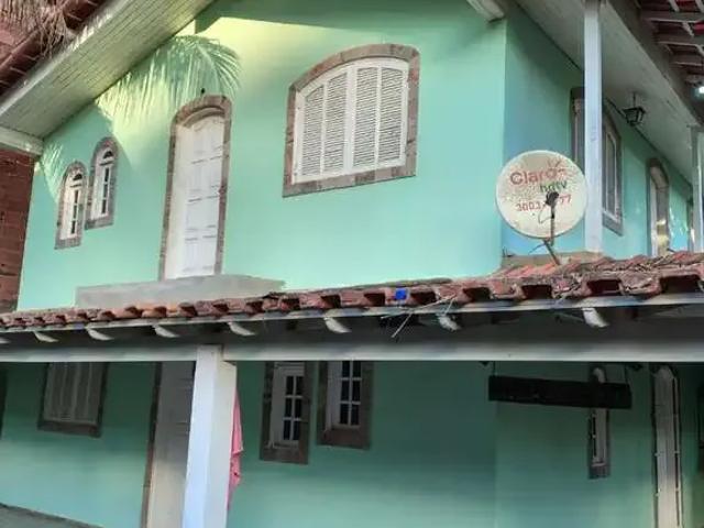 Casa / Sobrado para Venda em São Gonçalo/RJ Ipiíba 3 Quartos