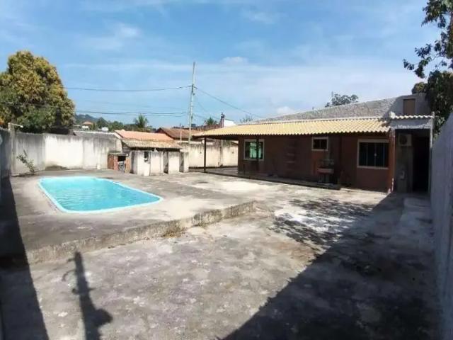 Casa / Sobrado para Venda em São Gonçalo/RJ Ipiíba 3 Quartos