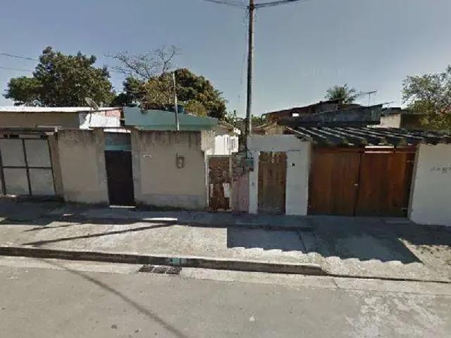 Casa / Sobrado para Venda em São Gonçalo/RJ Jardim Catarina 1 Quartos
