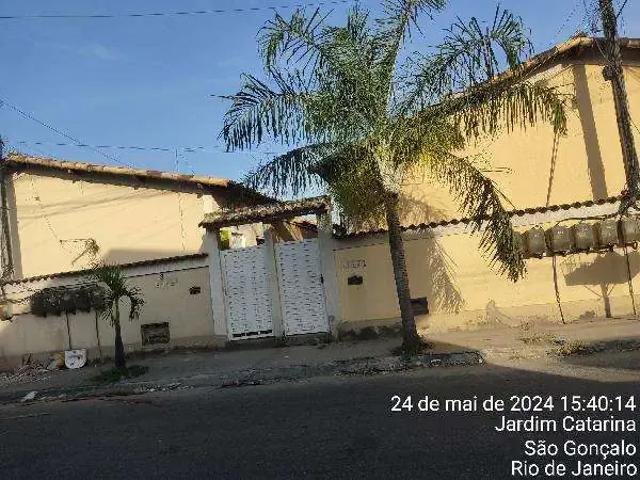 Casa / Sobrado para Venda em São Gonçalo/RJ Jardim Catarina 1 Quartos