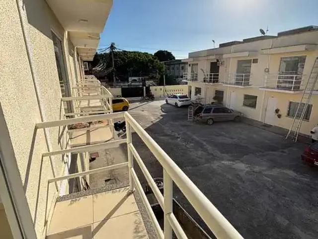 Casa / Sobrado para Venda em São Gonçalo/RJ Laranjal 2 Quartos