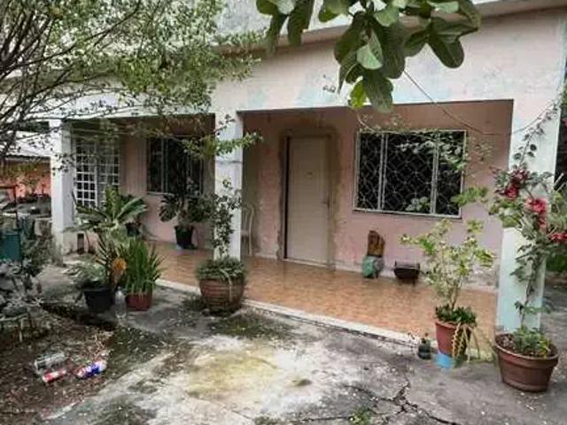 Casa / Sobrado para Venda em São Gonçalo/RJ Laranjal 2 Quartos