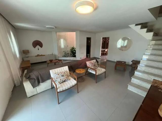 Casa / Sobrado para Venda em São Gonçalo/RJ Pacheco 5 Quartos