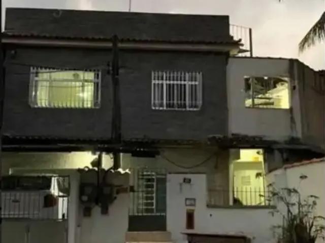 Casa / Sobrado para Venda em São Gonçalo/RJ Paraíso 2 Quartos