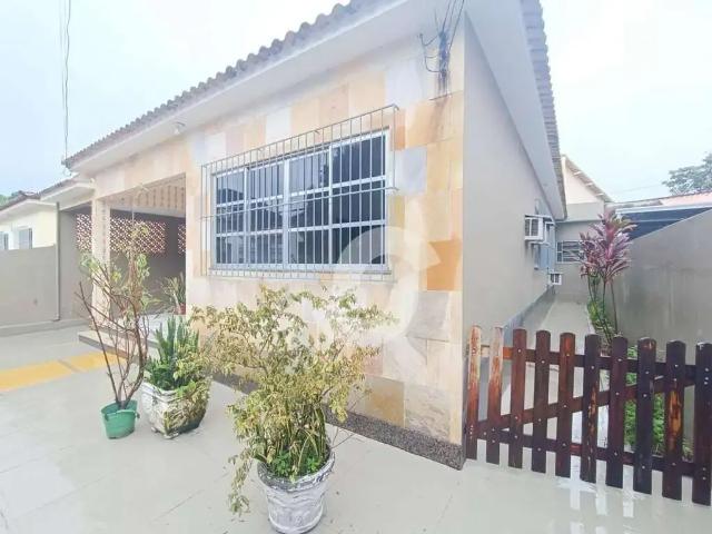 Casa / Sobrado para Venda em São Gonçalo/RJ Patronato 3 Quartos