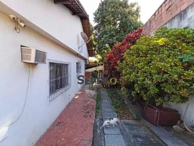 Casa / Sobrado para Venda em São Gonçalo/RJ Porto Novo 2 Quartos