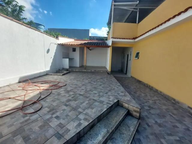 Casa / Sobrado para Venda em São Gonçalo/RJ Raul Veiga 3 Quartos