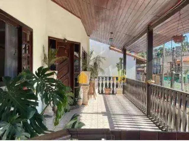 Casa / Sobrado para Venda em São Gonçalo/RJ Santa Catarina 4 Quartos