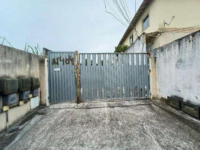 Casa / Sobrado para Venda em São Gonçalo/RJ Santa Isabel 2 Quartos