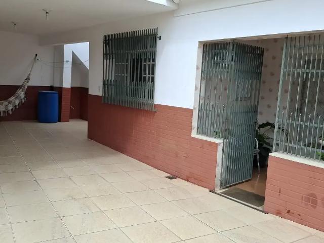 Casa / Sobrado para Venda em São Gonçalo/RJ Sete Pontes 5 Quartos