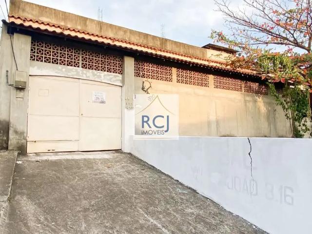 Casa / Sobrado para Venda em São Gonçalo/RJ Trindade