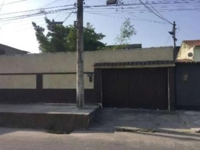 Casa / Sobrado para Venda em São Gonçalo/RJ Trindade 2 Quartos