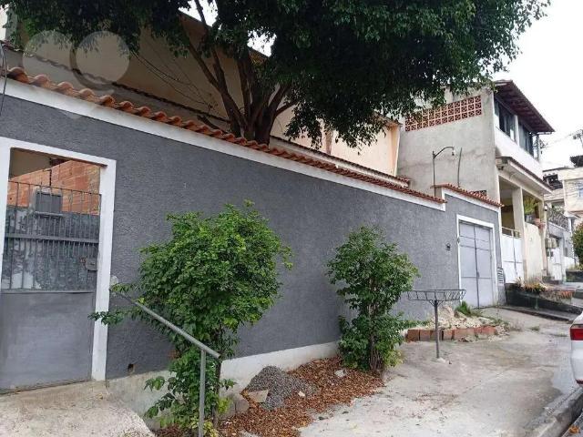 Casa / Sobrado para Venda em São Gonçalo/RJ Trindade 2 Quartos