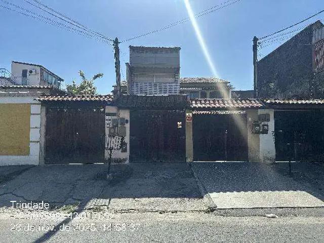 Casa / Sobrado para Venda em São Gonçalo/RJ Trindade 2 Quartos