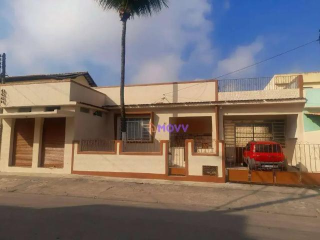Casa / Sobrado para Venda em São Gonçalo/RJ Trindade 3 Quartos