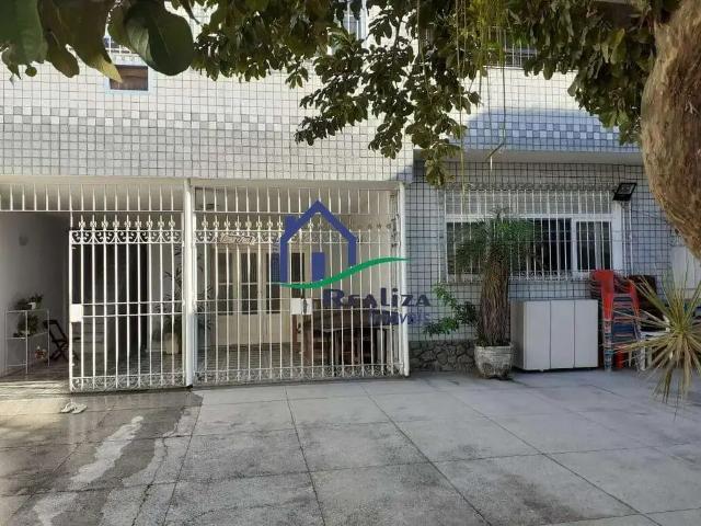 Casa / Sobrado para Venda em São Gonçalo/RJ Trindade 4 Quartos