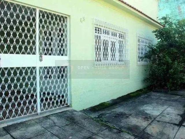 Casa / Sobrado para Venda em São Gonçalo/RJ Trindade 5 Quartos