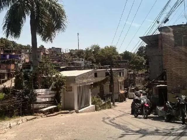Casa / Sobrado para Venda em São Gonçalo/RJ Venda da Cruz 2 Quartos