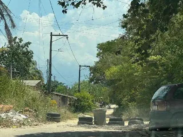 Casa / Sobrado para Venda em São Gonçalo/RJ Vista Alegre 1 Quartos