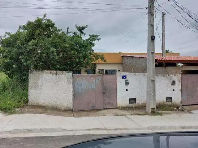 Casa / Sobrado para Venda em São Gonçalo/RJ Vista Alegre 2 Quartos