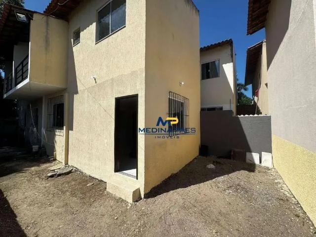 Casa / Sobrado para Venda em São Gonçalo/RJ Vista Alegre 2 Quartos