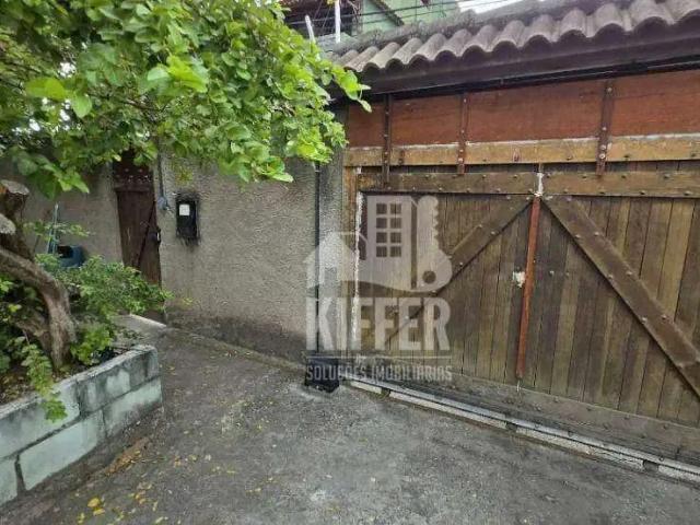 Casa / Sobrado para Venda em São Gonçalo/RJ Zé Garoto 5 Quartos