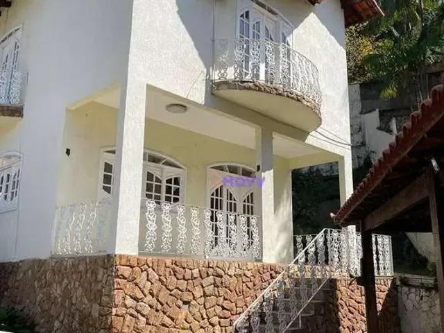Casa / Sobrado para Venda em São Gonçalo/RJ Zé Garoto 3 Quartos